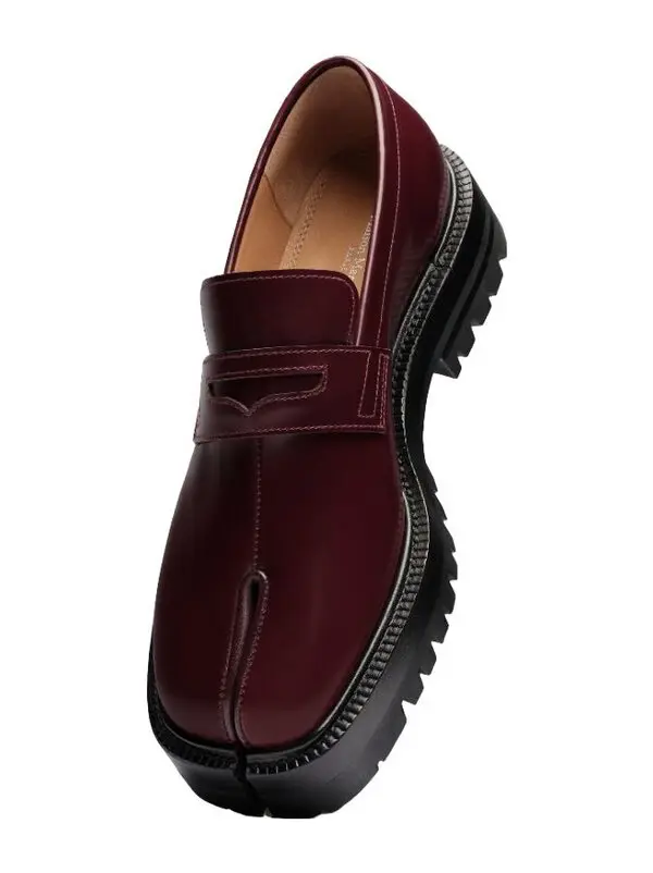 MAISON MARGIELA Tabi Loafers - Bordeaux