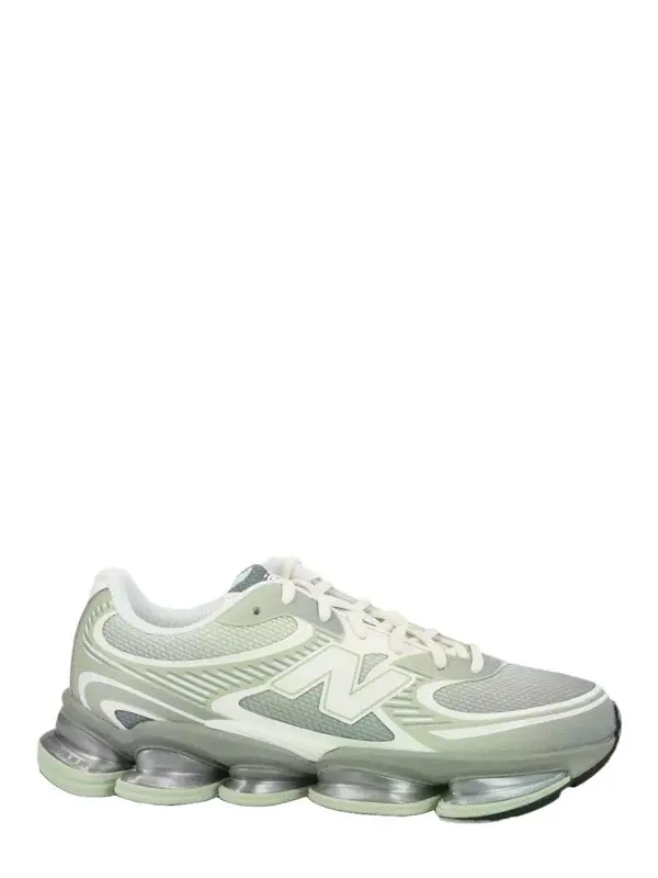 NEW BALANCE Panelled Mesh Sneakers - Green