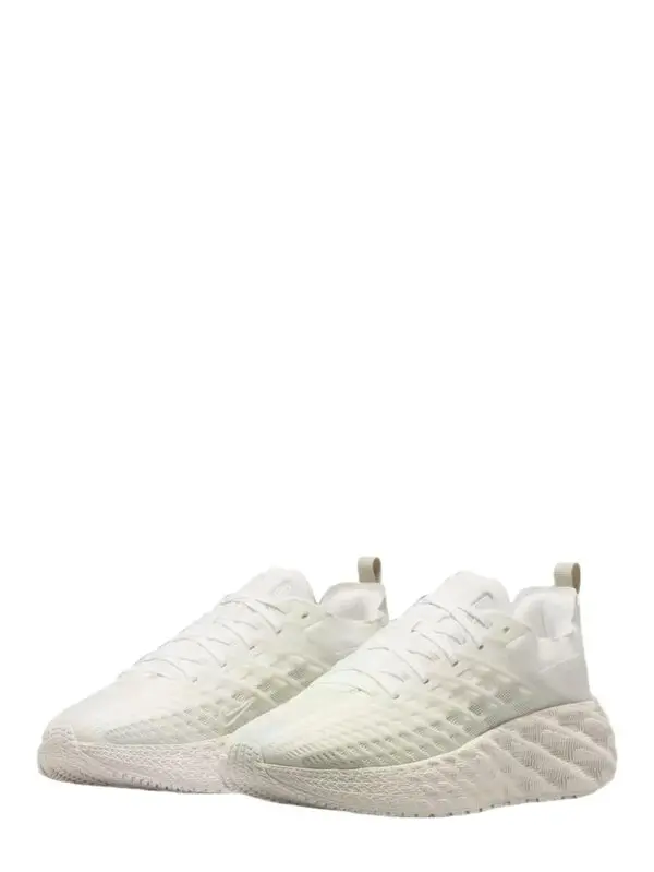 Nike Ava Edge Sneakers - Neutrals