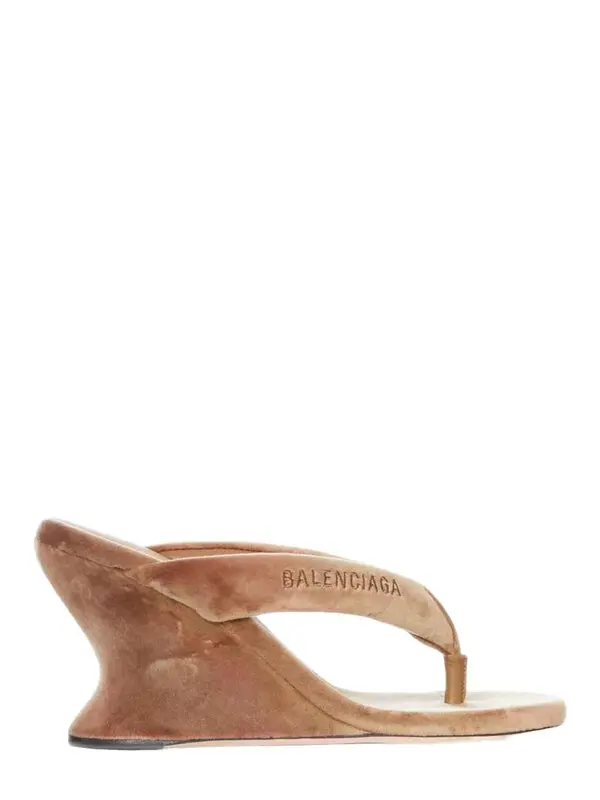 Balenciaga Gaeta Wedge Thong Sandals - Neutrals