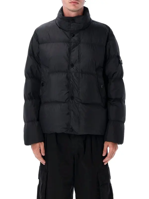 Stone Island Crinkle Bomber Jacket With Logo Sleeve Badge - Nero