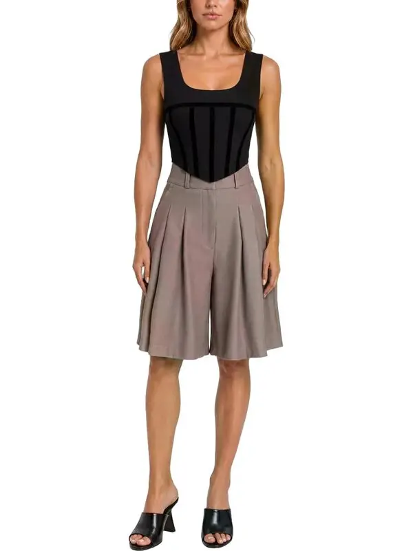 HAMZA Kimmi Pleated Shorts - Neutrals