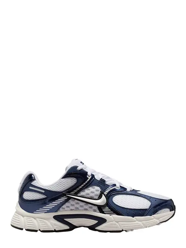 Nike V5 Rnr Athletic Sneakers - Blue
