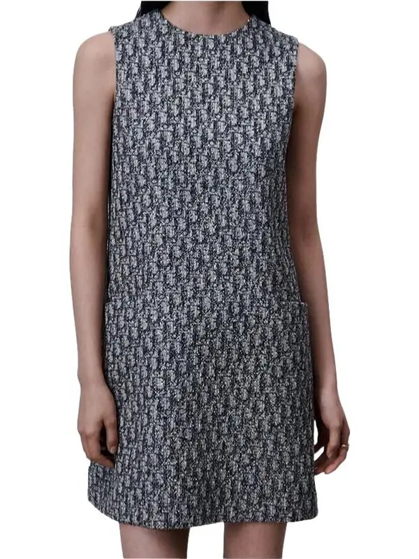 Dior Sleeveless Round Neck Dress With Pocket Detail - Grey