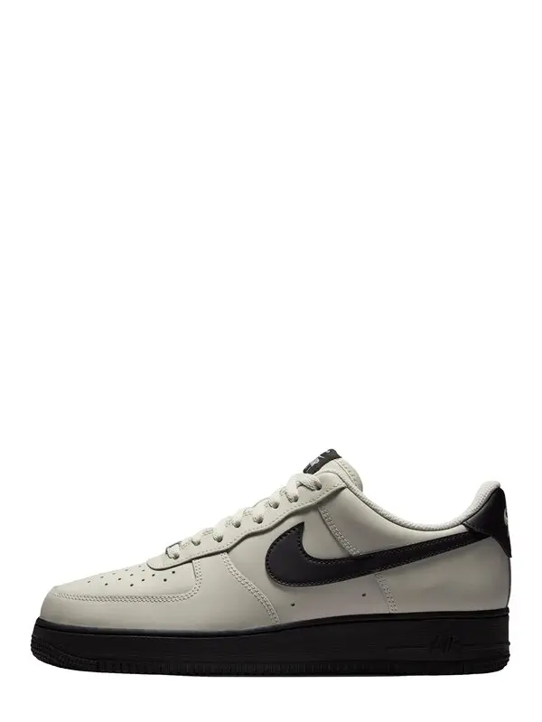 Nike Force 1 '07 Sneakers - Light Bone/black