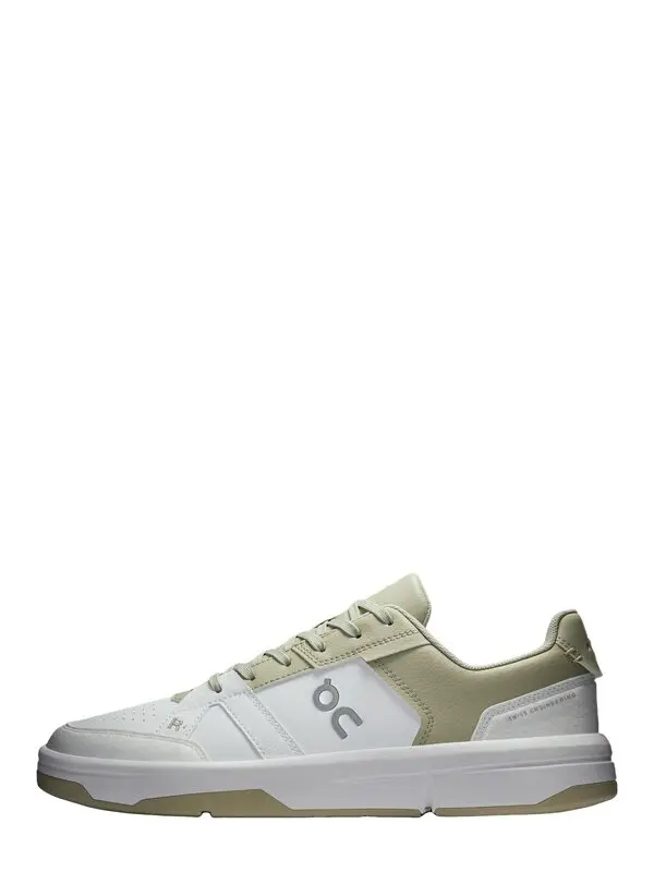 On The Roger Clubhouse Sneakers - White/chalk