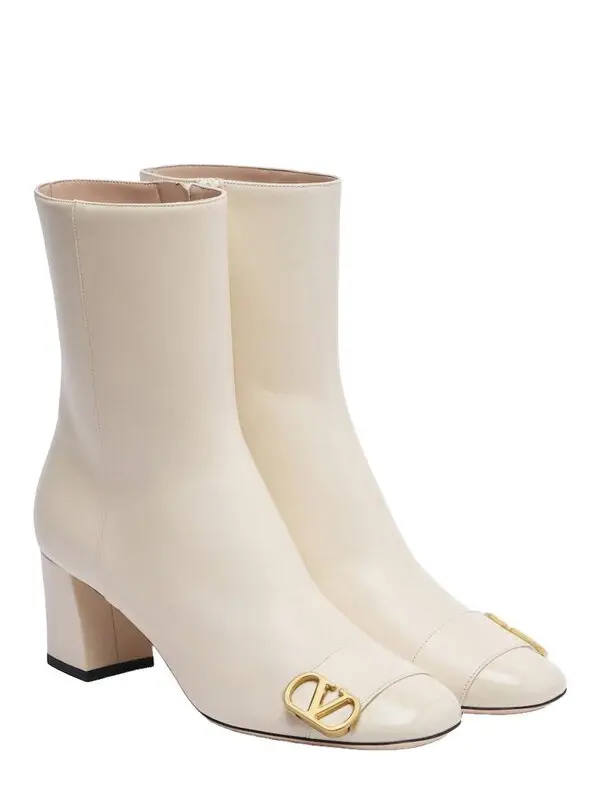 Valentino Garavani V-logo Leather Ankle Boots - White