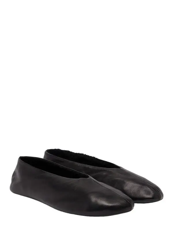 THE ROW Stella Shearling-trimmed Leather Ballet Flats - Black