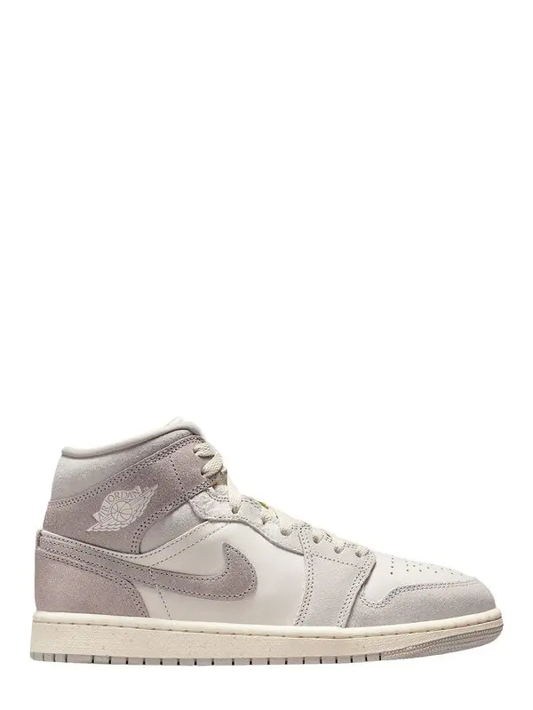 JORDAN Wmns 1 Mid Se Sneakers - Cream