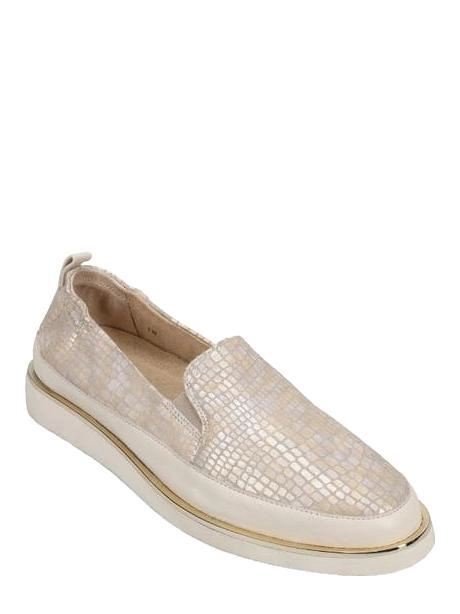 Vaneli Quin Leather Loafer - Champagne