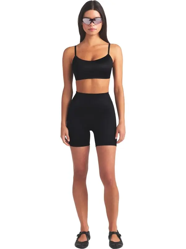 SKIMS Bonded Waist 5" Biker Short | Black | | Nike Satin Shine - Obsidian