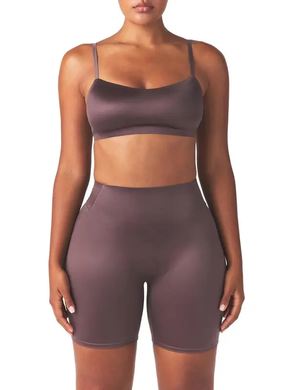 SKIMS Bonded Waist 7" Biker Short | Medium Neutral | Large | Nike Satin Shine - Resin