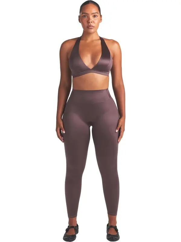 SKIMS Bonded Waist 26" Legging | | Nike Satin Shine - Resin