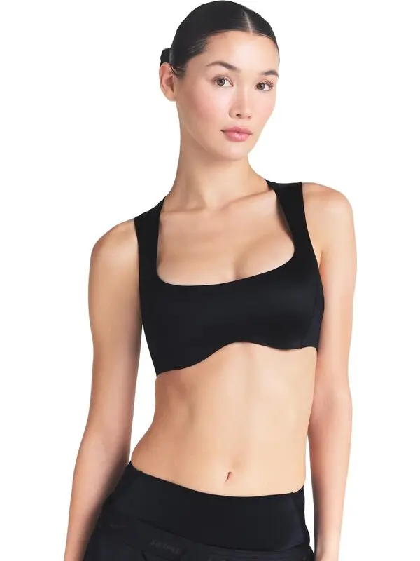 SKIMS Wide Scoop Bra | Black | | Nike Satin Shine - Obsidian