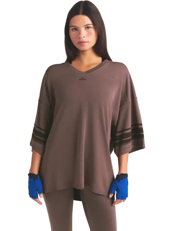 SKIMS Oversized V Neck Top | Deep Neutral | | Nike Stretch Knit - Resin