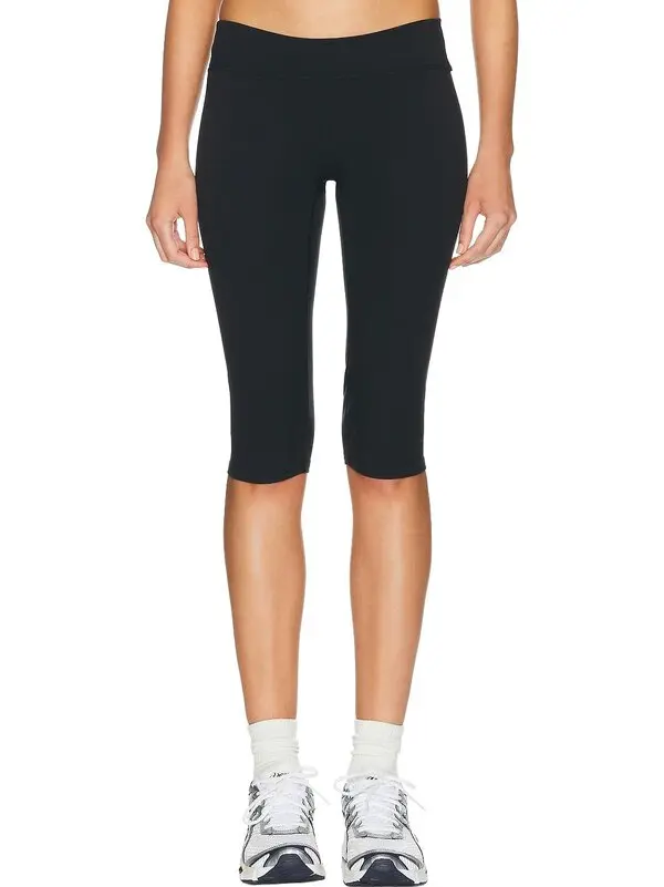 437 The Micro Capri Legging - Black