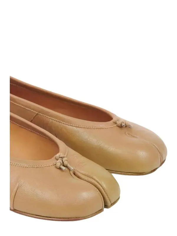 MAISON MARGIELA Tabi Ballerina Flats - Neutrals