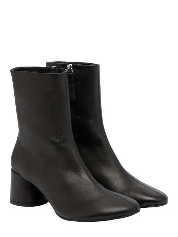SOULIERS MARTINEZ Flavia Leather Ankle Boots - Black