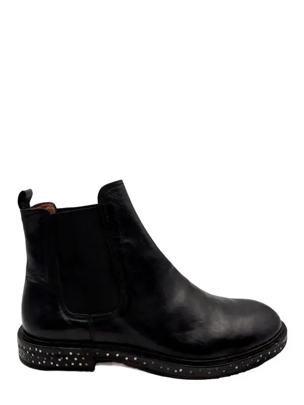 ELIA MAURIZI Chelsea Boots With Studded Sole - Black