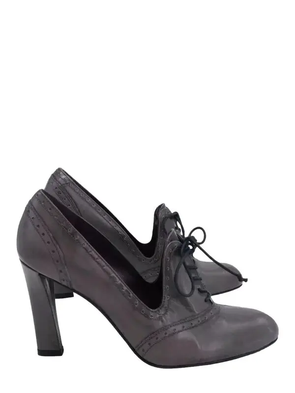 STUART WEITZMAN Lace-up Wingtip Pumps - Grey