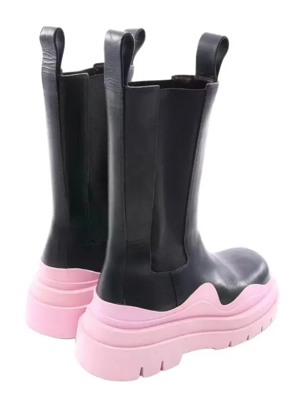 Bottega Veneta Leather Chelsea Boots - Black
