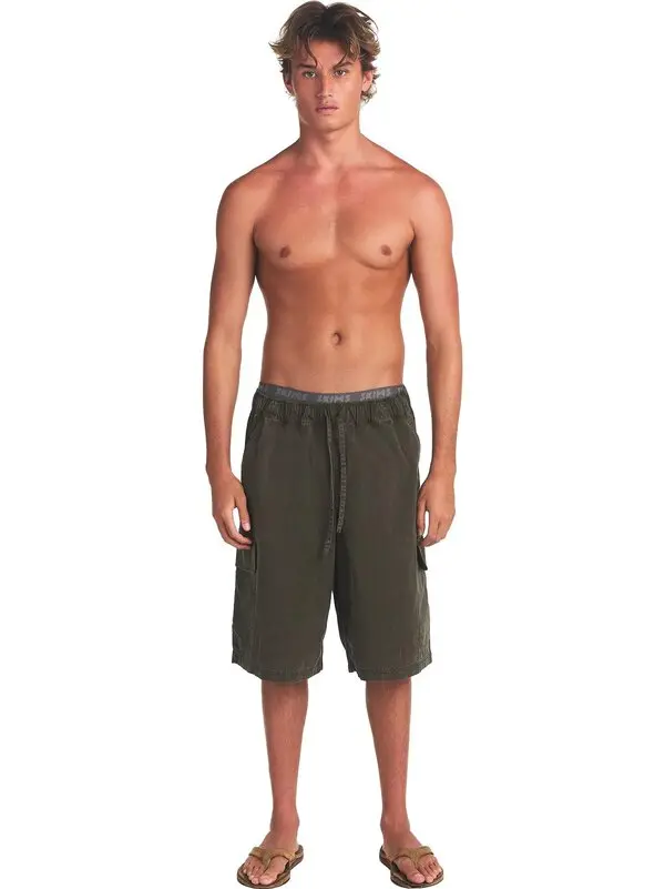 SKIMS Relaxed Cargo Woven Shorts - Jungle