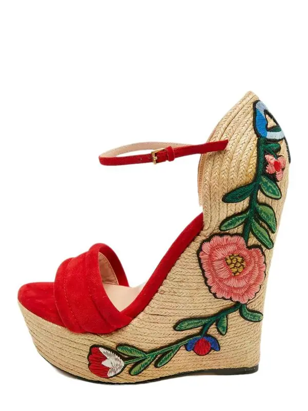 Gucci Floral Embroidered Wedge Sandals - Red