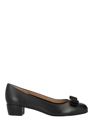 FERRAGAMO Pumps Size Calfskin - Black
