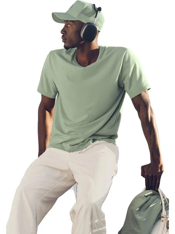 Alo Yoga Street Essential T-shirt - Dune Grass