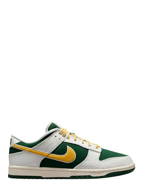 Nike Dunk Low Retro Sneakers - Green