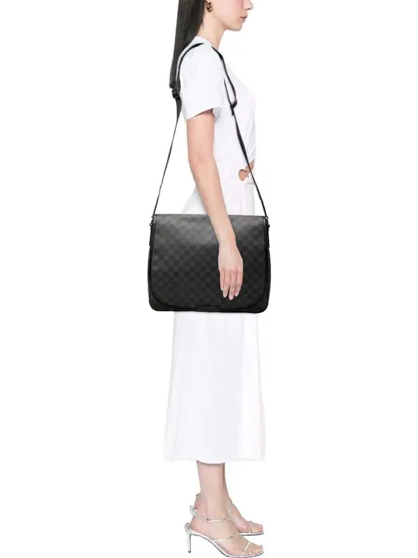 LOUIS VUITTON Damier Graphite Daniel Mm Crossbody Bag - Black