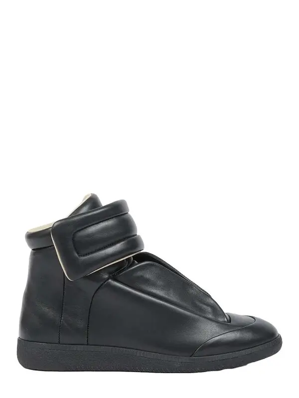 MAISON MARGIELA High Top Sneakers - Black