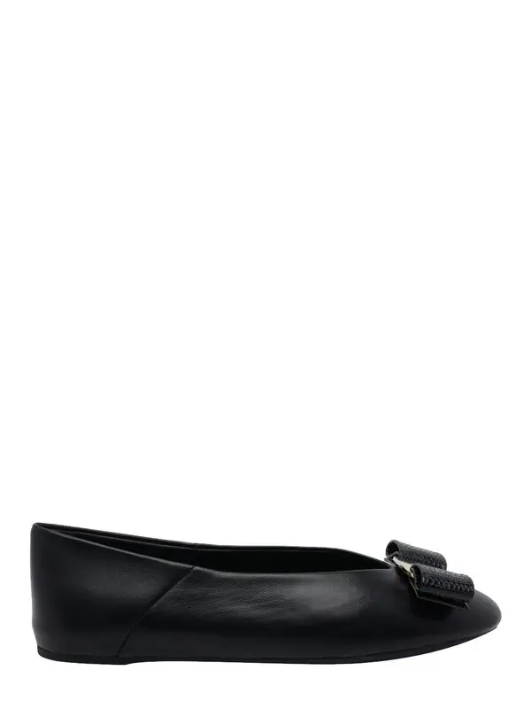 FERRAGAMO Vara Calfskin Ballet Flats With Iconic Bow - Black