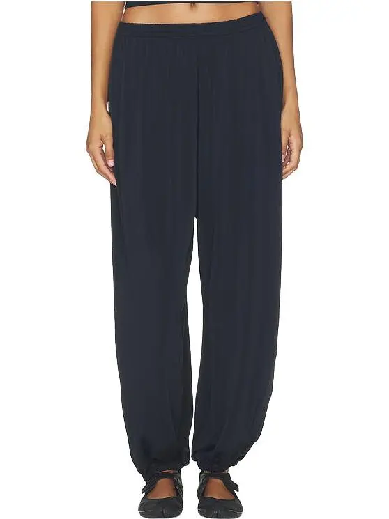 NIKESKIMS Nike X Skims Stretch Knit Harem Pants - Obsidian