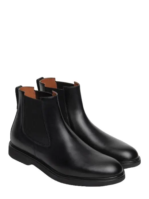 NEROGIARDINI Leather Chelsea Boots - Black