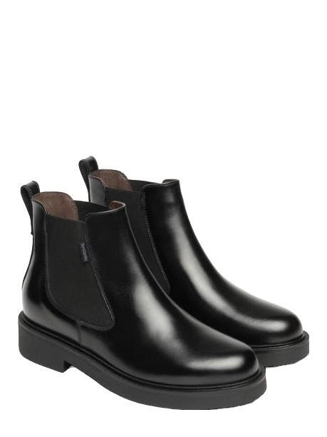NEROGIARDINI Leather Chelsea Bootie With Block Heel And Lug Sole - Black