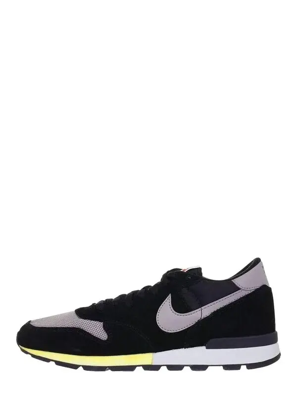 Nike Epic Vintage Sneakers - Black