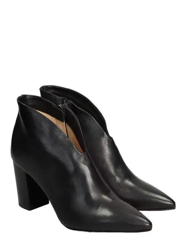 THE SELLER Pointed-toe V-cut High Block Heel Boots - Black