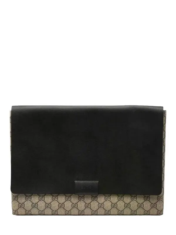 Gucci Gg Supreme Clutch Bag - Black