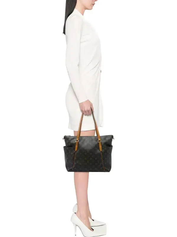 LOUIS VUITTON 2012 Monogram Totally Mm Tote Bag - Brown