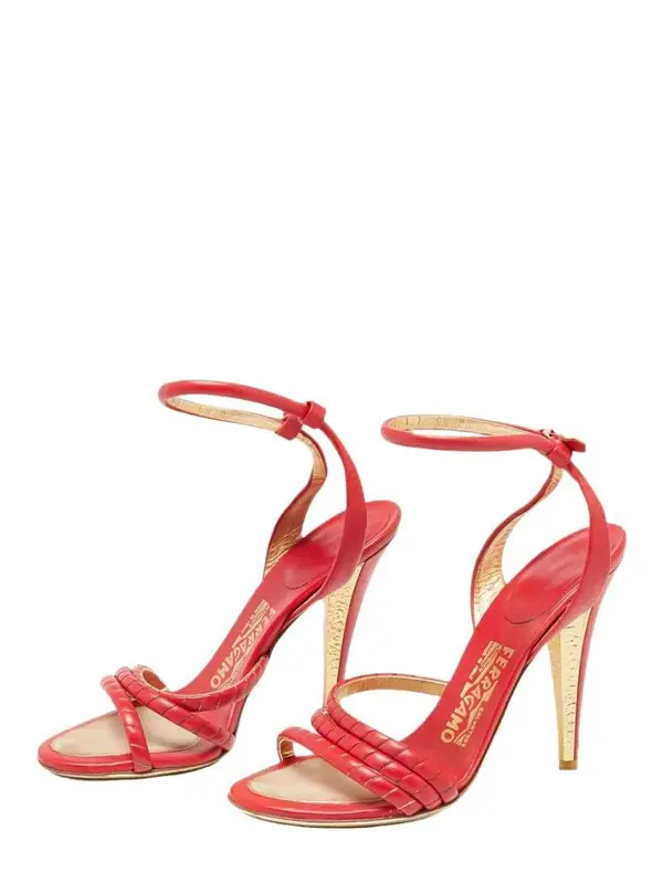FERRAGAMO Leather Quilted Finish Ankle Strap Sandals - Red