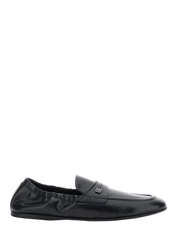 Dolce & Gabbana Tapered Toe Loafers In Smooth Calfskin With Dg Logo - Black