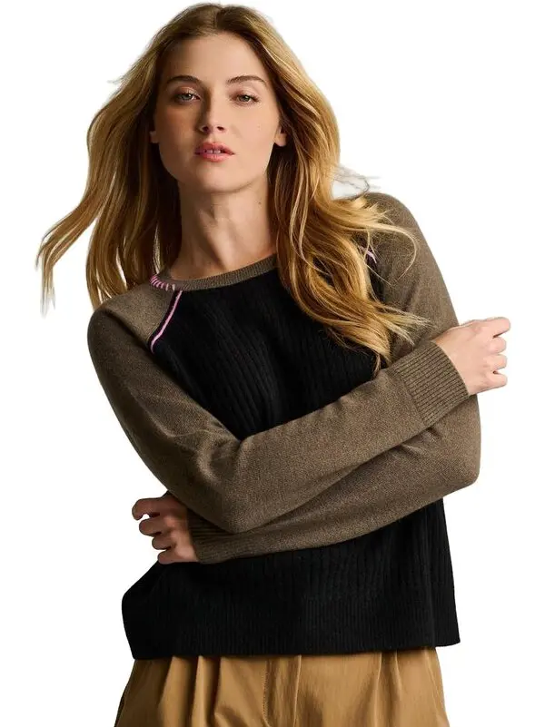 Lisa Todd Colorblocked Cashmere Sweater - Onyx