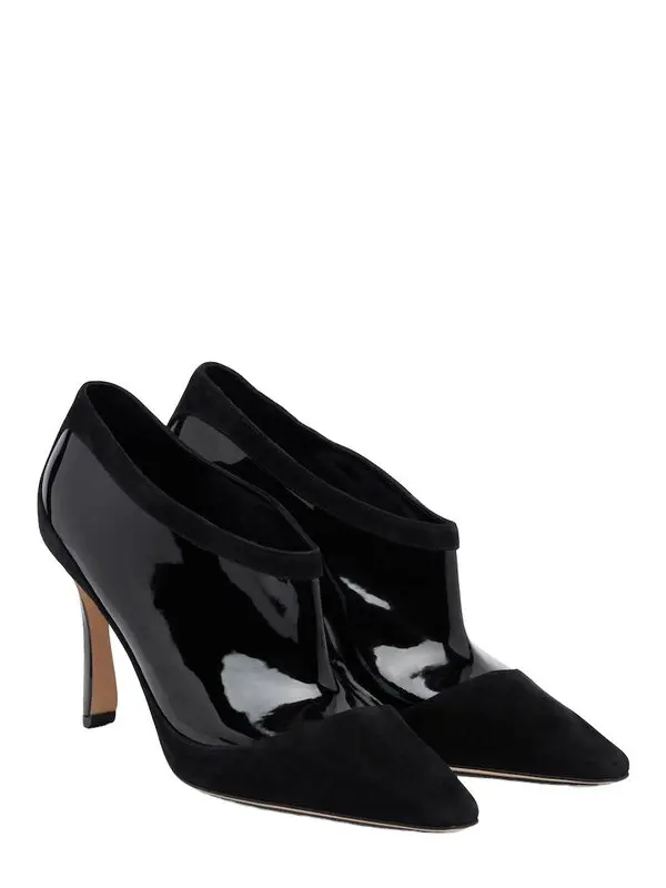 Manolo Blahnik Suede And Patent Leather Pumps - Black