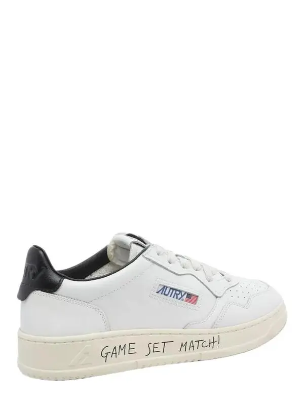 AUTRY Medalist Low Sneakers - White
