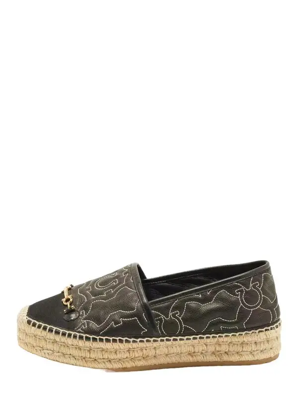 FERRAGAMO Leather Gancini Hardware Vara Bow Espadrille Flats - Black