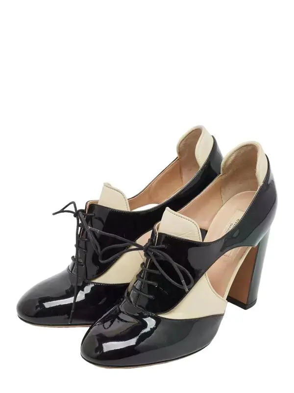 Valentino Garavani Patent Leather Cut-out Pumps - Black