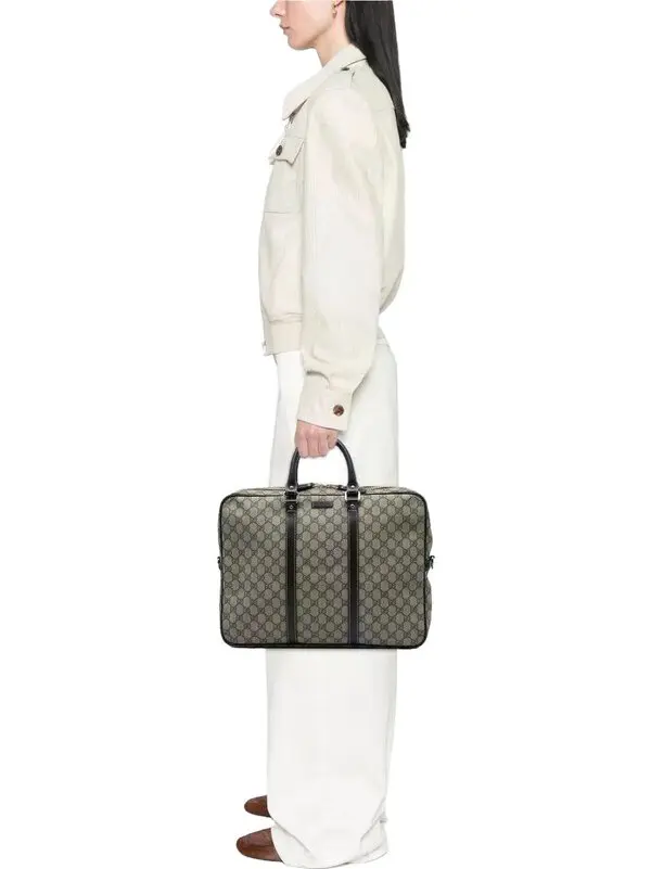 Gucci Gg Supreme Business Bag - Neutrals