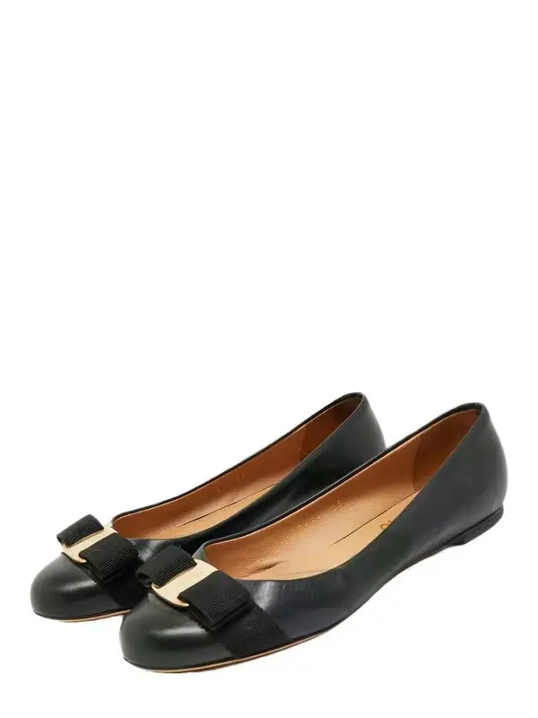 FERRAGAMO Vara Bow Ballet Flats - Black