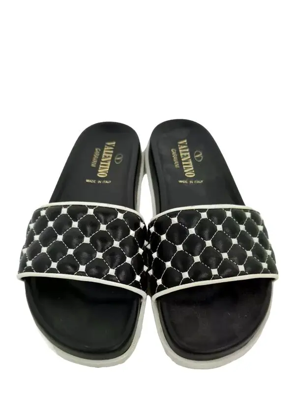 Red Valentino Rockstud Quilted Slides - Black